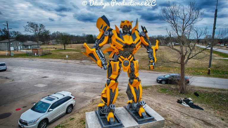There's a 20-ft Tall Transformer at a Gas Station in Elmo, Texas