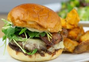 The New Taste Community Restaurant in Arlington Includes a Pay-What-You ...